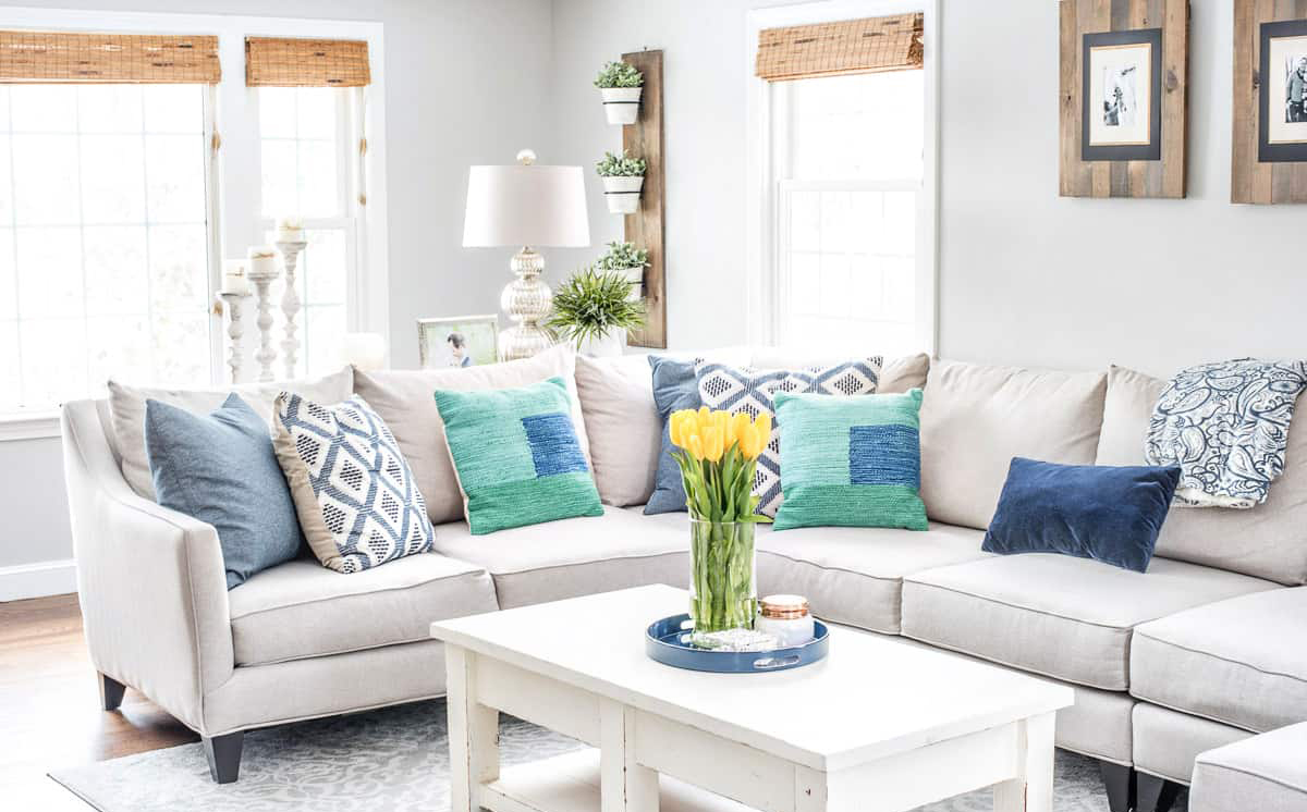 Decorating your Windows for Spring - Behind the Blinds